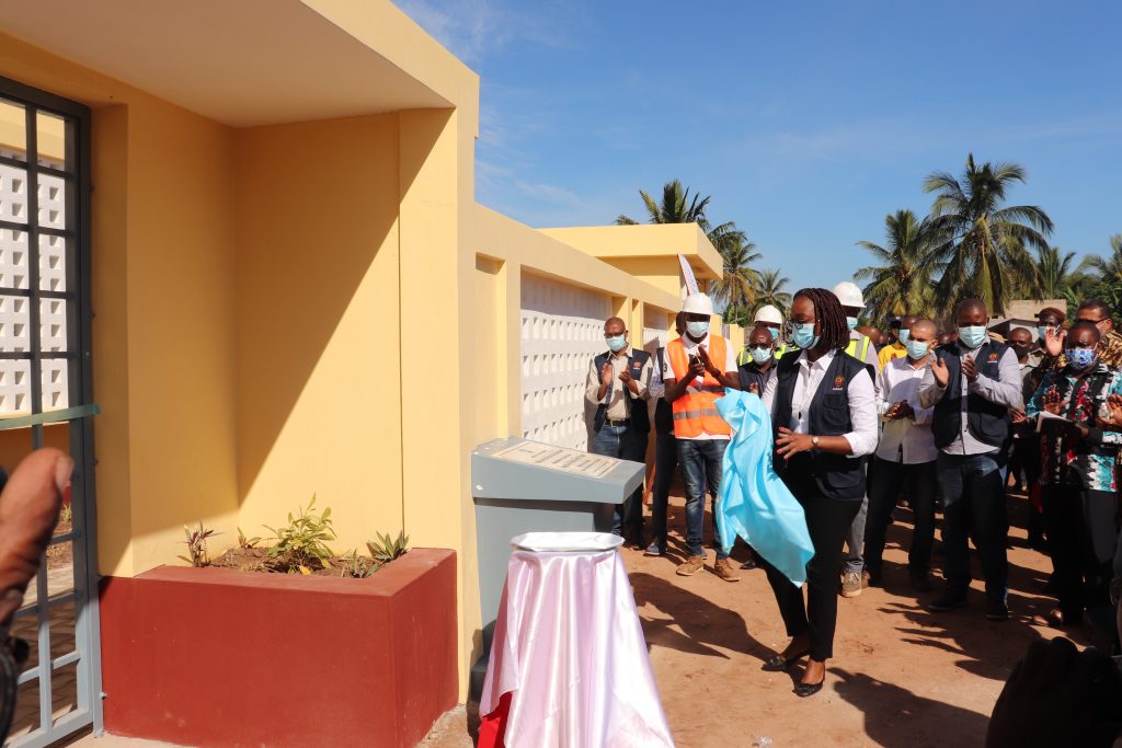 Inaugurado Mercado de Peixe de Cuassiane na Província de Zambézia ...