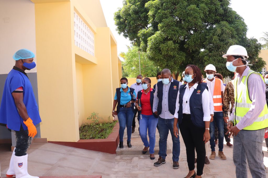 Inaugurado Mercado de Peixe de Cuassiane na Província de Zambézia ...