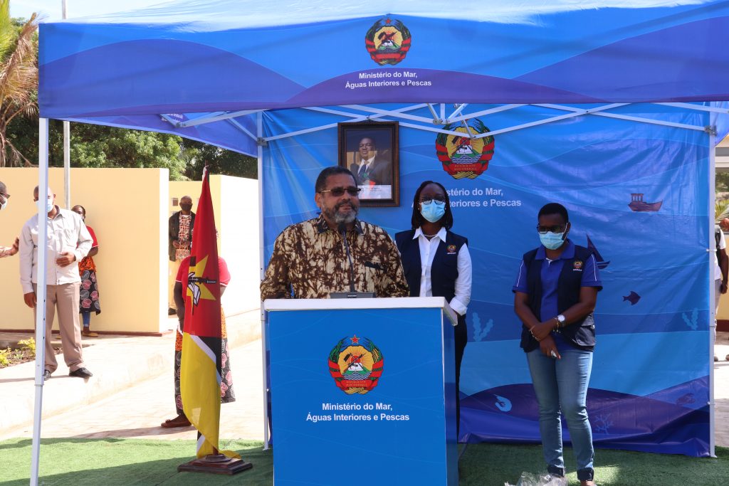 Inaugurado Mercado de Peixe de Cuassiane na Província de Zambézia ...